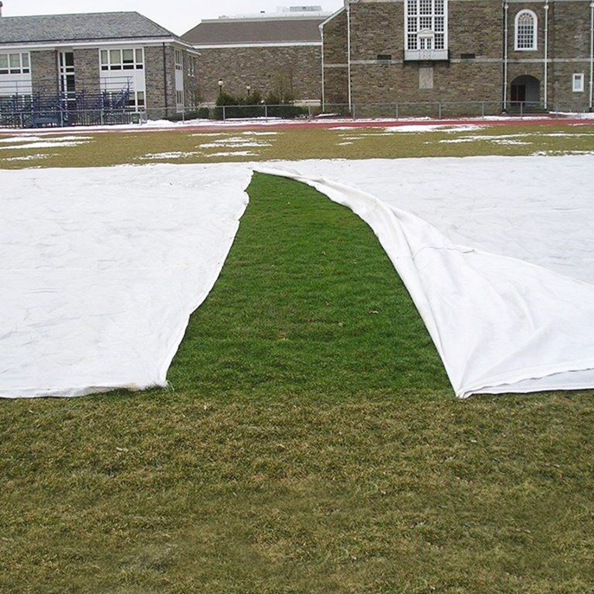 FieldSaver Grow Blanket and Winter Turf Cover for Outdoor Fields ...