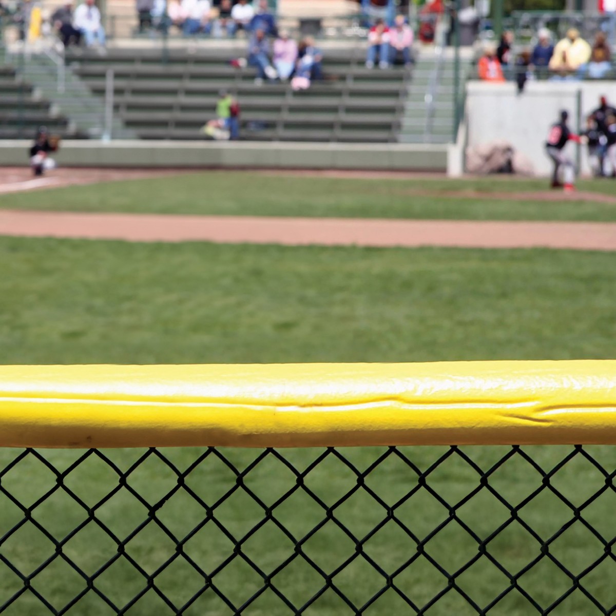 SafeFoam 8' Premium Baseball Fence Rail Foam Safety Padding - Yellow ...